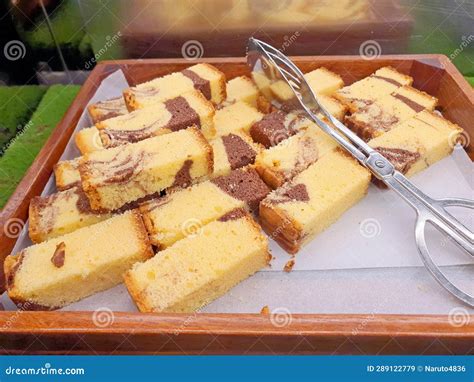 Singapore Buffet Cakes On Display Shelf Stock Image Image Of Fair