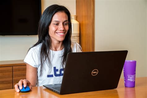 Qual é A Diferença Entre Html Css E Javascript