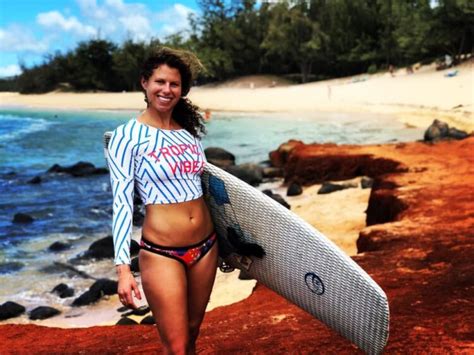 Hot Sexy Sarah Brooks Bikini Pics