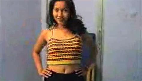 Indonesian Soap Advertisement Model Scam Tnaflix Porn Videos