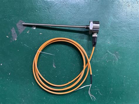 China Customized Non Contact Linear Magnetostrictive Position Sensor Manufacturers Factory