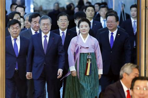 [전문]문 대통령 신년인사 정책성과 확실히 체감할 수 있도록 최선 다하겠다