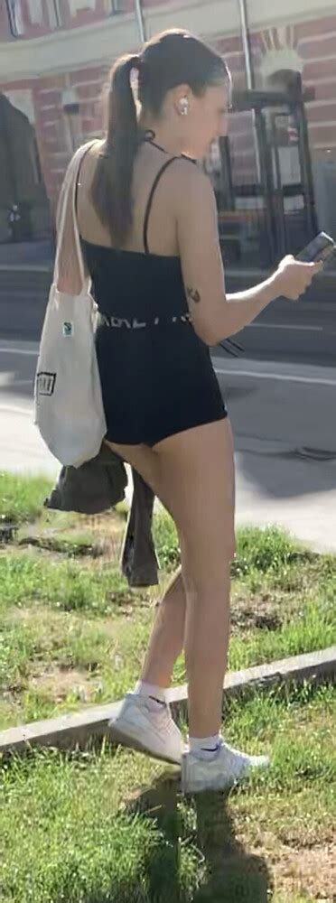 Nike Pro Girl Also Bending Over With Nice Vpl Short Shorts Volleyball Forum