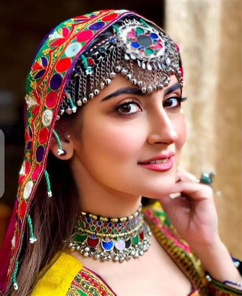 Pakistani Cute Modal And Actress Stylish Dresses For Girls Beautiful Women Pictures