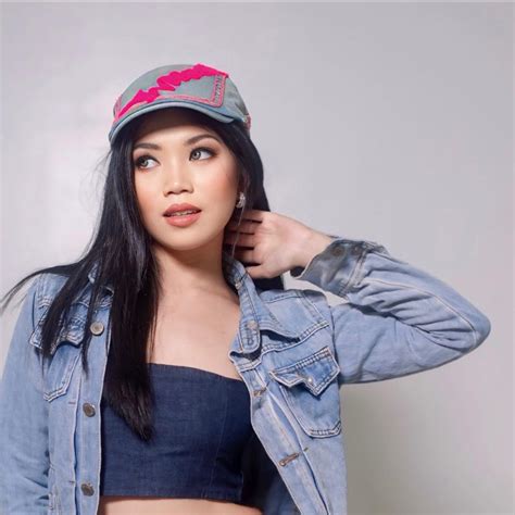 Anelle Nathalie De Leon