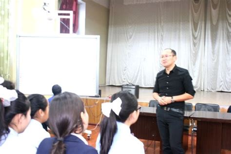 Тусгаар тогтнолын үнэ цэнэ” лекц оров