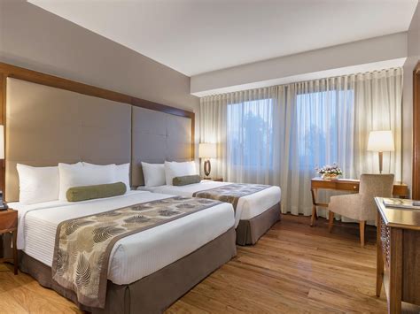 Batangas Hotel Rooms Holiday Inn Hotel And Suites Batangas Limapark