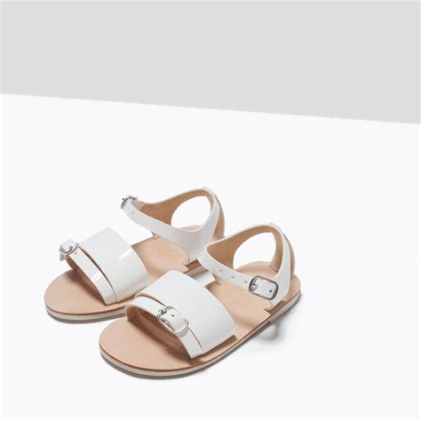 Pin by CUTEANDKIDS BLOG about KIDS on {kids} SHOES | Patent sandals ...