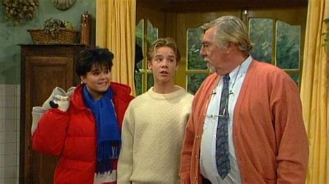 Uitzending Gemist Van Oppassen Seizoen 2 Afl 4 Ijspret Op