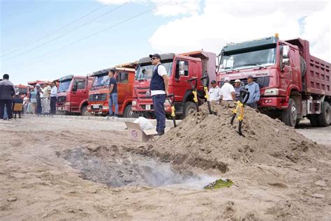 Ховд Баян Өлгий чиглэлийн хатуу хучилттай авто замын бүтээн байгуулалт эхэллээ