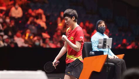 拒绝一轮游！王曼昱晋级有多惊险？绝境下爆发，赛后怒吼庆祝王曼昱伊藤美诚新浪新闻