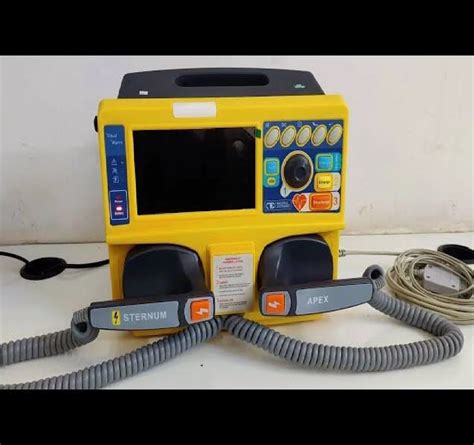 Maestros Vital Wave Biphasic Defibrillator At ₹ 120000 Piece Biphasic Defibrillator In Pune