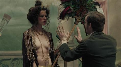 Naked Unknown In Ripper Street