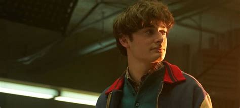 Will Ostenta Novo Visual Em Foto De Stranger Things 5 Jovem Nerd