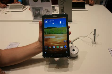 Hands On Samsung Galaxy Tab Active Tablet Is Quite Sturdy