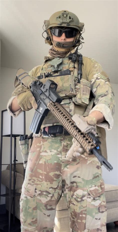 What Do You Guys Think Of My Minimalist Loadout R Airsoft