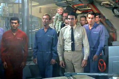 13 Voyage To The Bottom Of The Sea Season 4 Episode 2 The Deadly