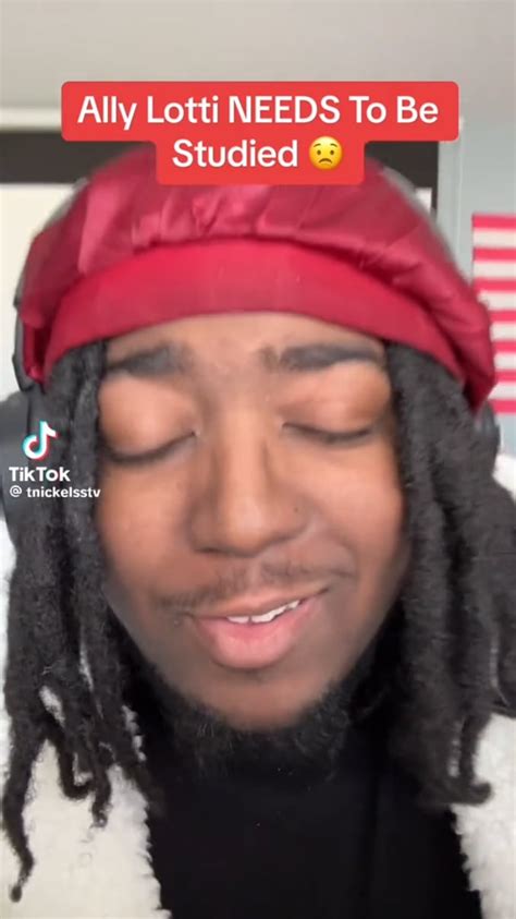 Bro Got Tnickless Too R Juicewrld