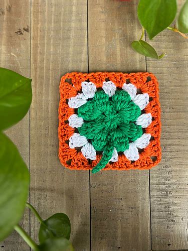 Ravelry Four Leaf Clover Granny Square Pattern By Apinya Roszko