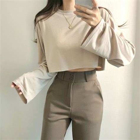 베이직앤 크롭 루즈핏 와이드소매 티셔츠