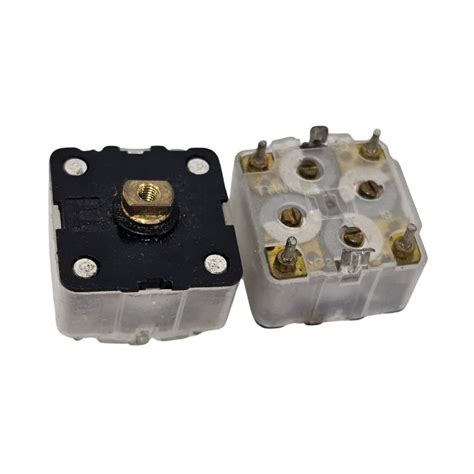 Capacitor Variável 4 Terminais Ttwm Mercado Comp Componentes
