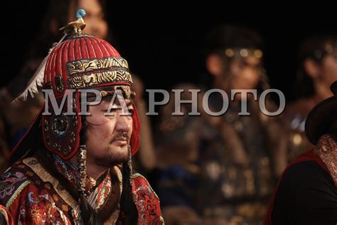 Б Цогнэмэхийн зохиол Төрийн шагналт Урлагийн гавьяат зүтгэлтэн Н Наранбаатарын найруулга