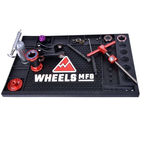 Wheels Mfg Ultimate Benchtop Mat