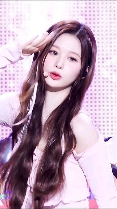 한번 보면 두번 더 보고싶어지는 설윤 Youtube