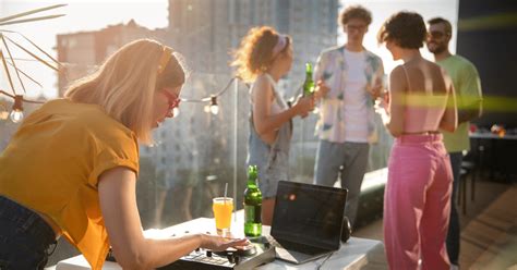 20 Creative Networking Event Ideas And Activities In 2025