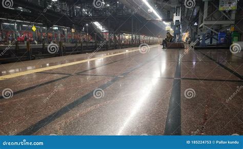 Indian Empty Shopping Malls And Retail Stores Editorial Photo 194349893 Indian Empty Shopping Malls And Retail Stores Editorial Photo 194349893