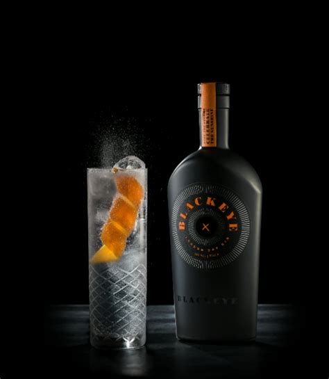 Blackeye Gin The Unofficial Spirit Of Rugby Founded By Mike Tindall