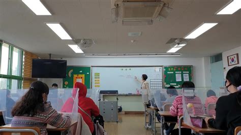 미추홀노인인력개발센터 시니어독서지도사 활동 개시 사진자료