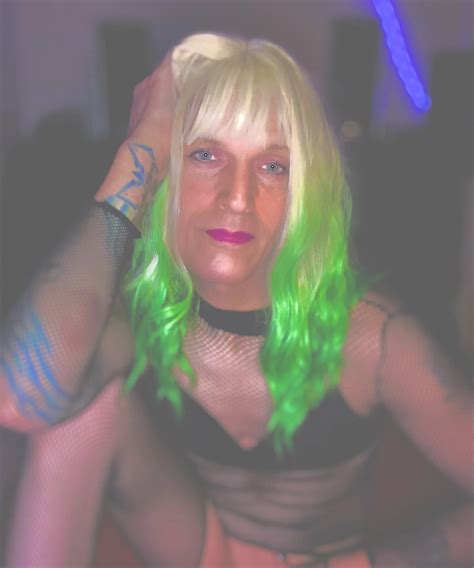 Just Getting Started Nude Pics XHamster