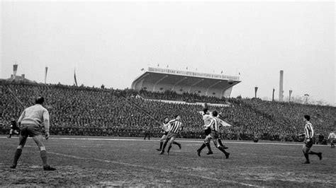 Ботев си спомни за европейски мач с Чико Тумби и Гунди