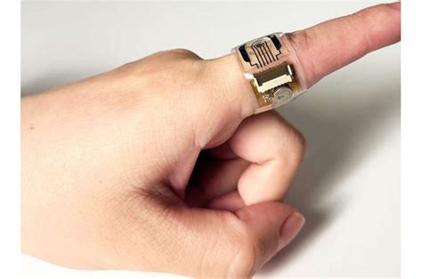 Wearable Aptamer Nanobiosensor Wirelessly Monitors Estrogen In Sweat STATNANO
