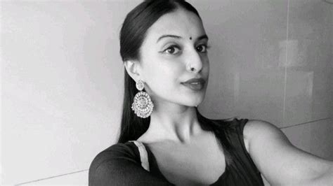 🤍🖤 Trisha Kumar