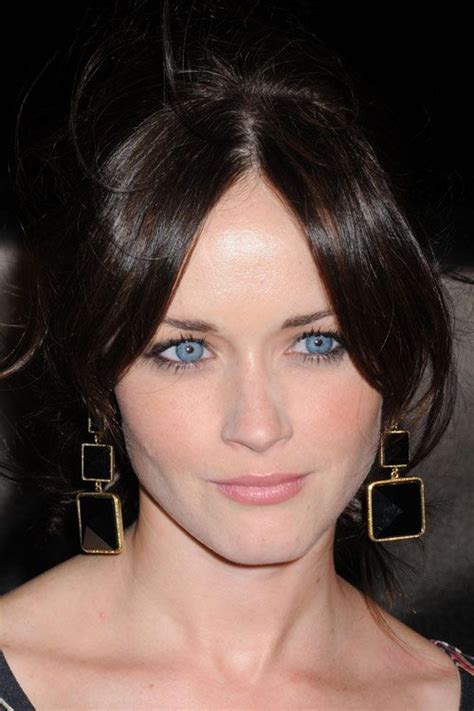 She Never Ages Really Alexis Bledel American Beauty Hair Inspiration