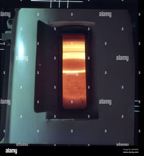 MAKING COMPUTER CHIPS Stock Photo Alamy