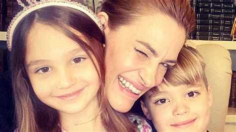 Д р Енчев събра бившата и настоящата си половинка на коледна вечеря Звезди Woman Bg