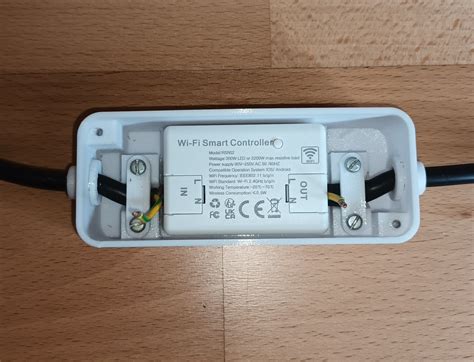 Free Stl File Case For Wi Fi Smart Controller Rsr02 🪞・3d Printer Model To Download・cults