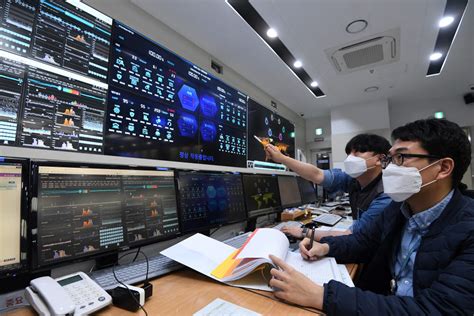 코로나 확진자 Ict 통합관제센터서 철저한 모니터링 전자신문