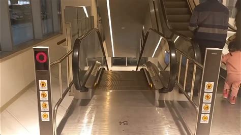 부산 해운대구 신세계백화점 센텀시티점 에스컬레이터 Escalator 진입금지 경고음 Youtube
