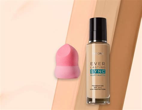 Podkład matujący The One Everlasting Sync Soft Matte SPF 10