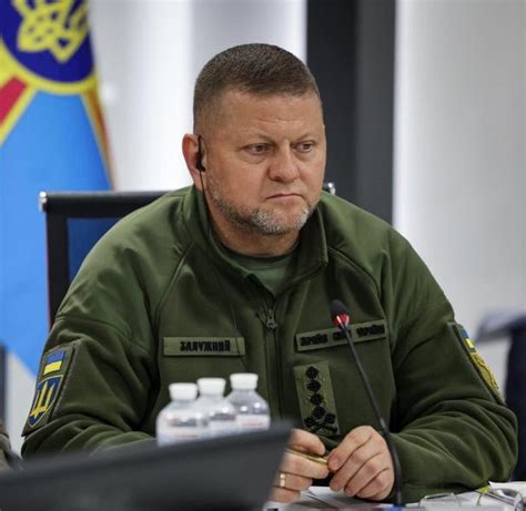 Залужний пропонував наступати на рф ще у 2022 році ексрадник колишнього головнокомандувача