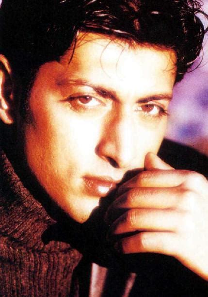 Priyanshu Gallery Mahi Gill Hot Scene