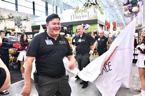 H E B Opens Stores In Houston Area In Magnolia And Willis H E B Newsroom