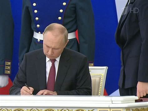 Путин подписал “соглашения о принятии в состав страны“ оккупированных территорий Украины Спектр