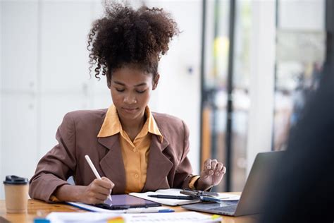 Why Your Performance Management Model May Need An Uplift Knowledgecity