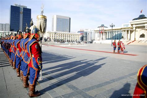 Монгол Улс түүхэндээ анх удаа Бүгд Найрамдах байгууллыг тунхагласан Үндсэн хуультай болсон өдөр