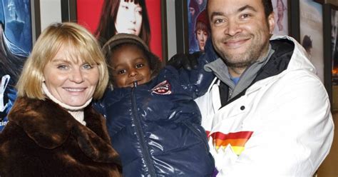 Mia Gundersen Ble Mor Til 15 åring